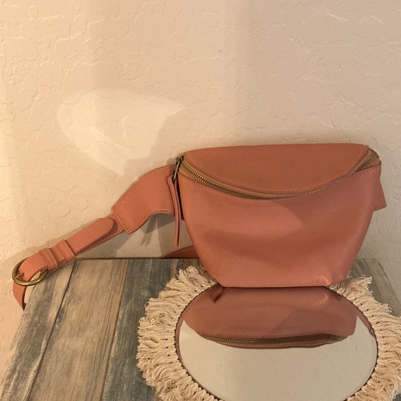 Universal Thread | Bags | Universal Thread Goods Co Hip Pack | Poshmark